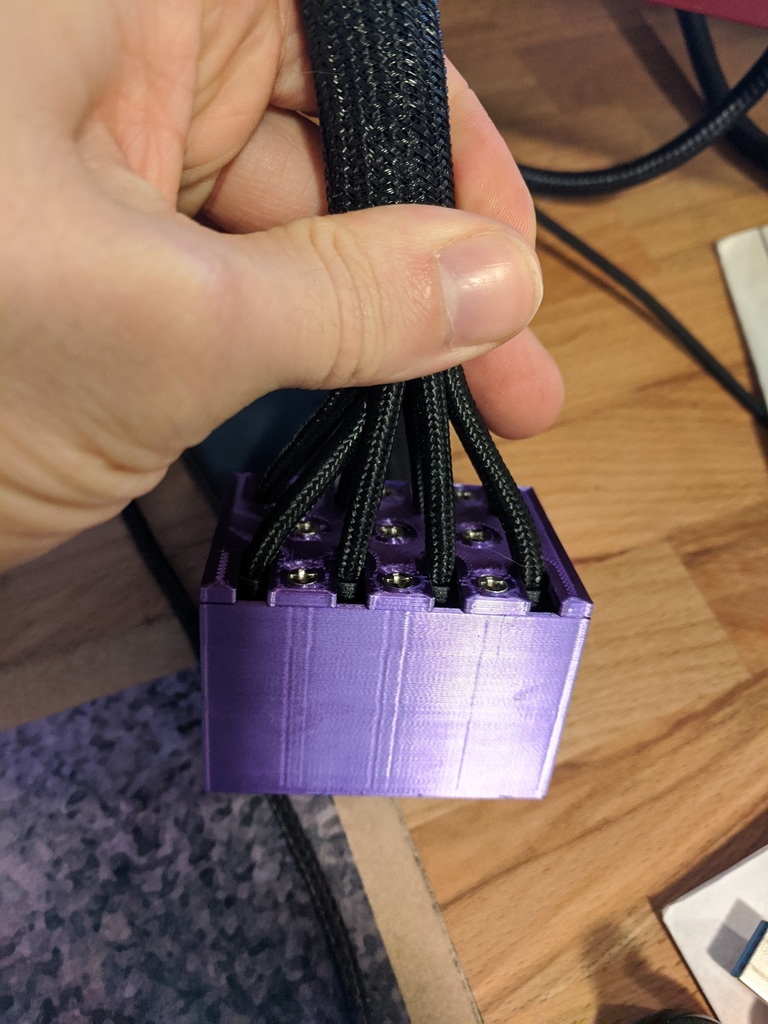 8 port USB Hub by Gormadt | Download free STL model | Printables.com