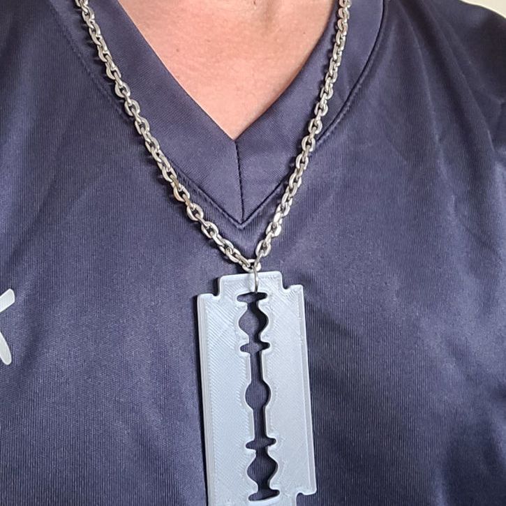 Razor pendant store