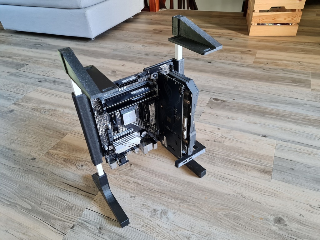 (Mini)ATX PC bench case por Chyneuze | Descargar modelo STL gratuito ...