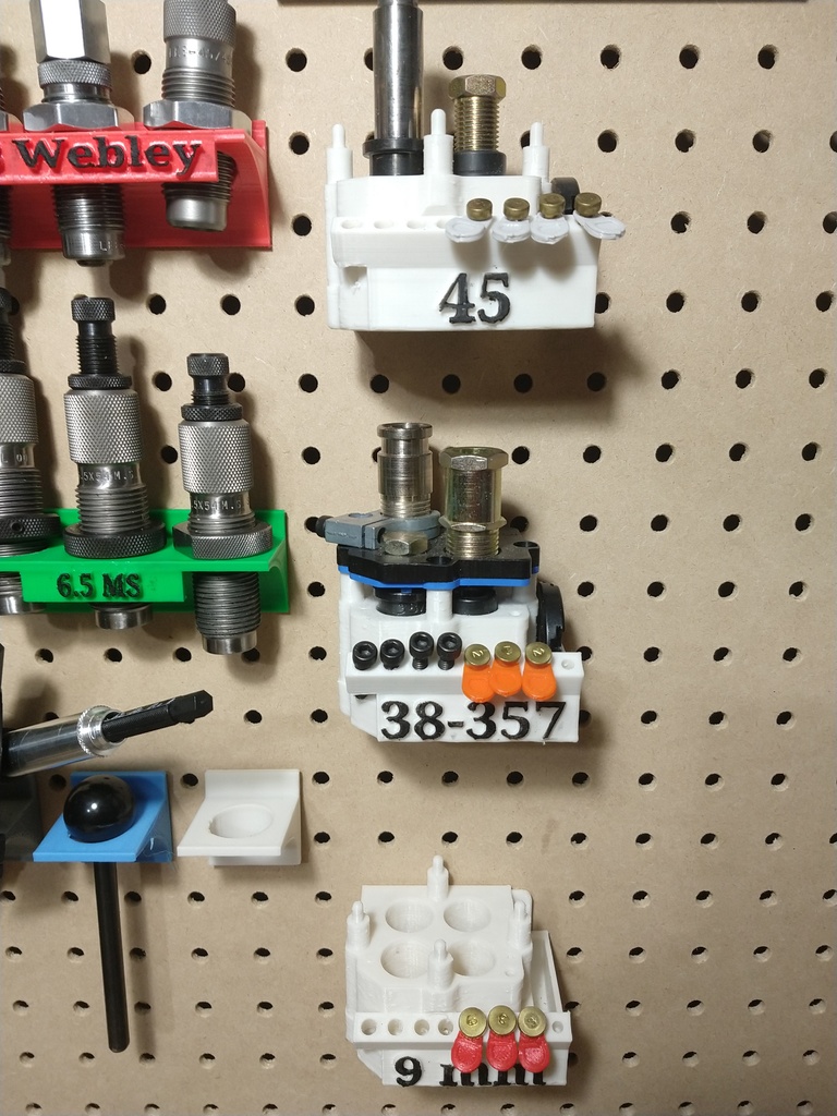 Square Deal tool stand on pegboard by Jon | Download free STL model ...