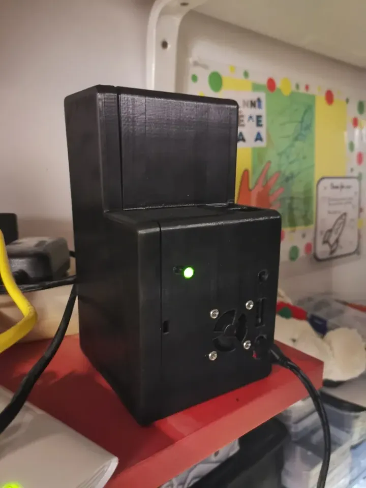 Raspberry Pi NextCloud Server by nj1337 | Download free STL model ...