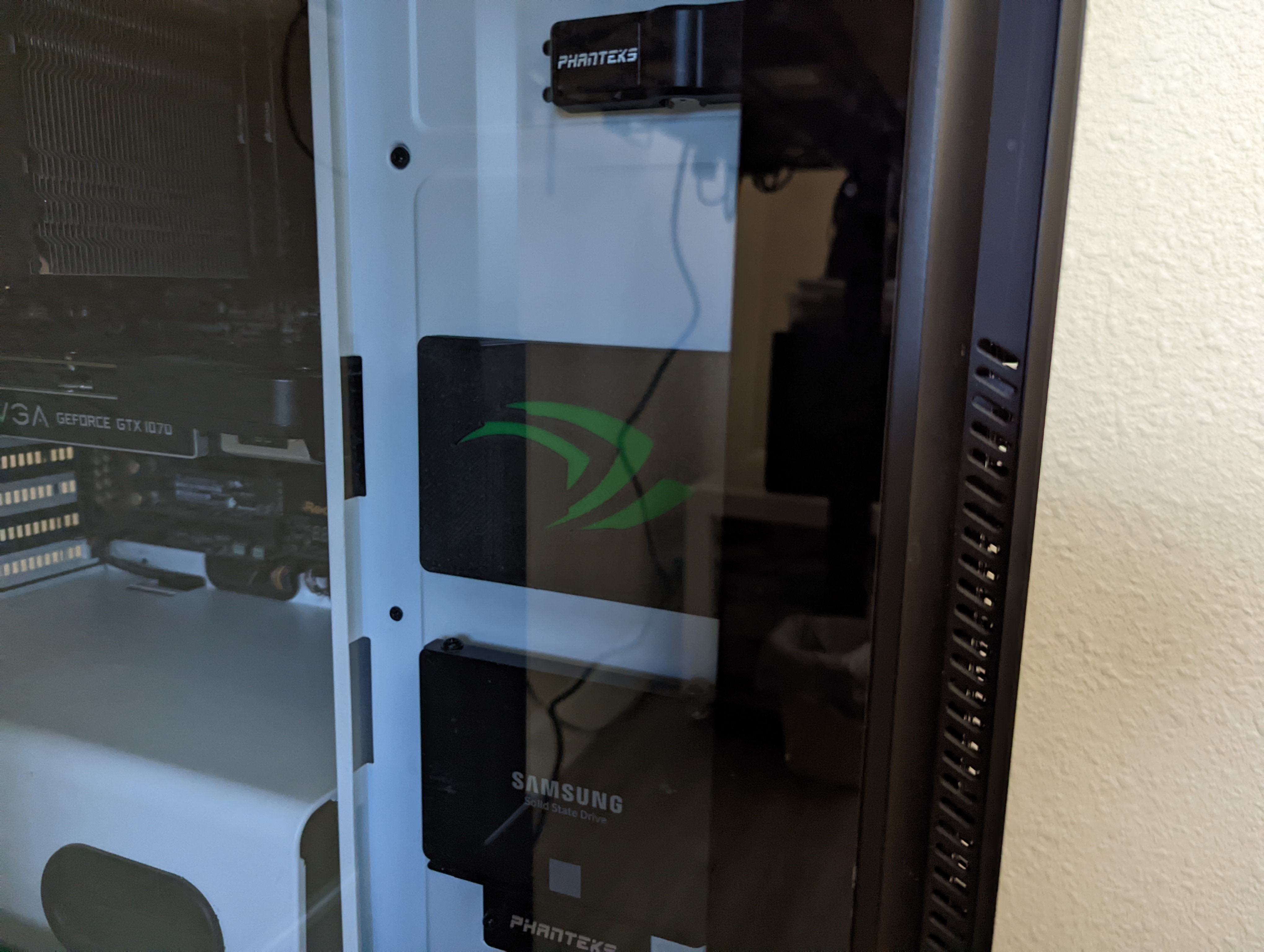 Phanteks Fake SSD, NVIDIA Claw Logo by nogm | Download free STL model ...