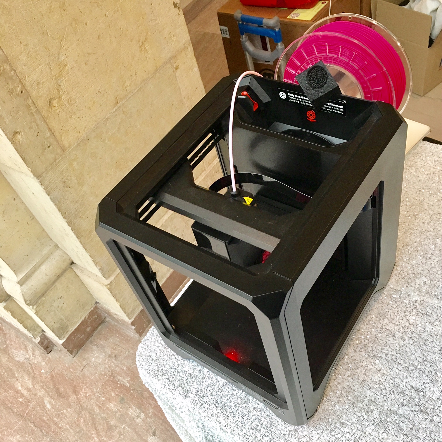 Large Spool Adapter for MakerBot Replicator Mini+ by Makerwiz ...