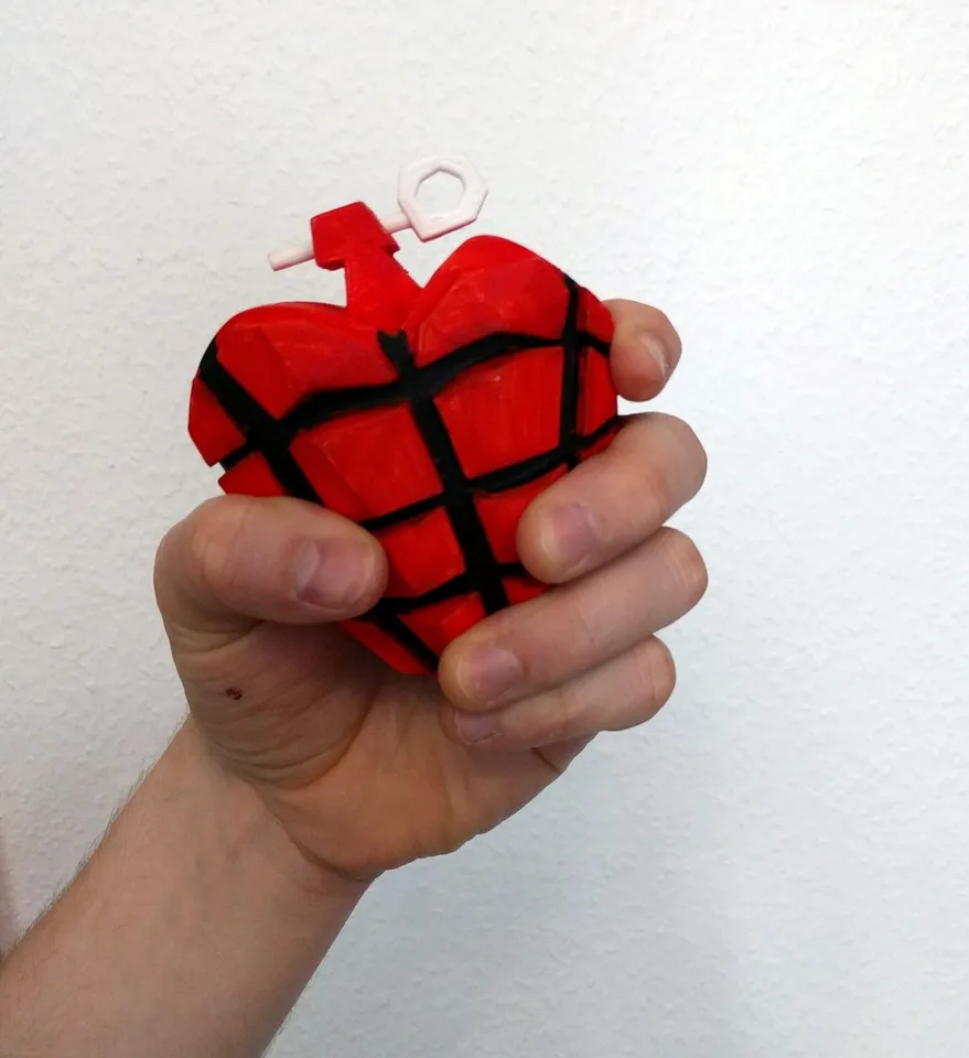 Heartgrenade (Green Day) by timothy3001 | Download free STL model ...