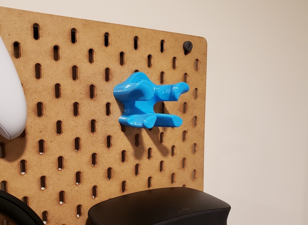 Oculus Touch Wall Mount for IKEA Skadis by PatPatate | Download free ...