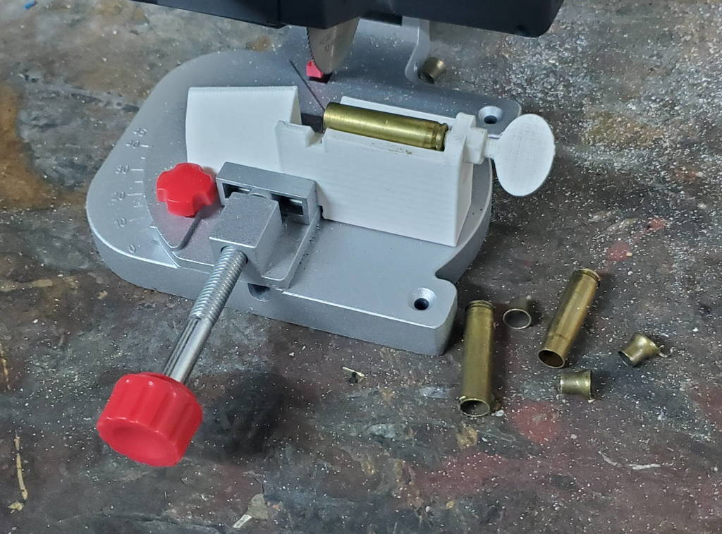 300 AAC trim jig for the Harbor Freight 2" cutoff saw by Chuck Bryant ...
