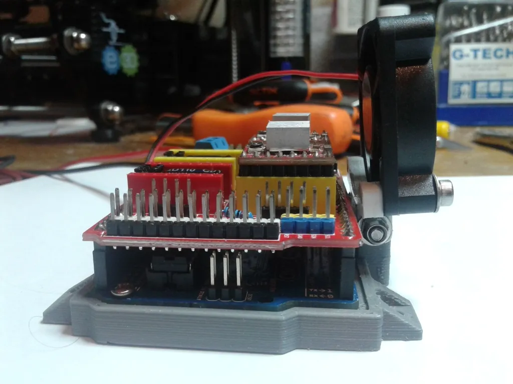 Uno R3 base/CNC shield base with fan by Phil M | Download free STL ...