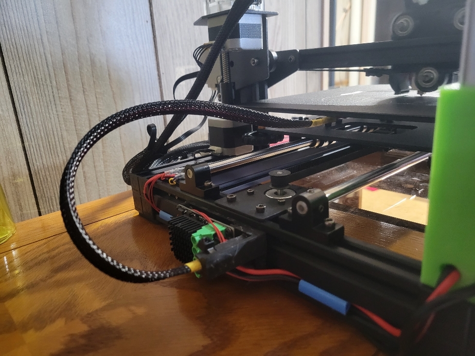 Anycubic Mega Zero(v1.0) Mosfet / heated bed strain relief (frame mount ...