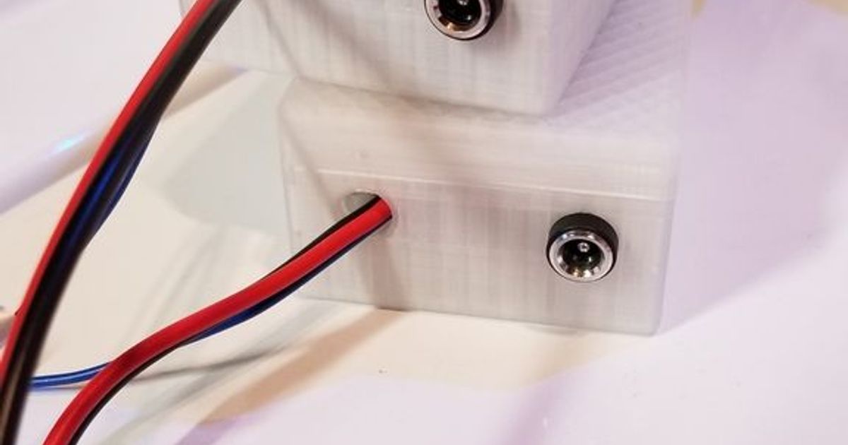 12V Remote Switch Box by Khonius | Download free STL model | Printables.com