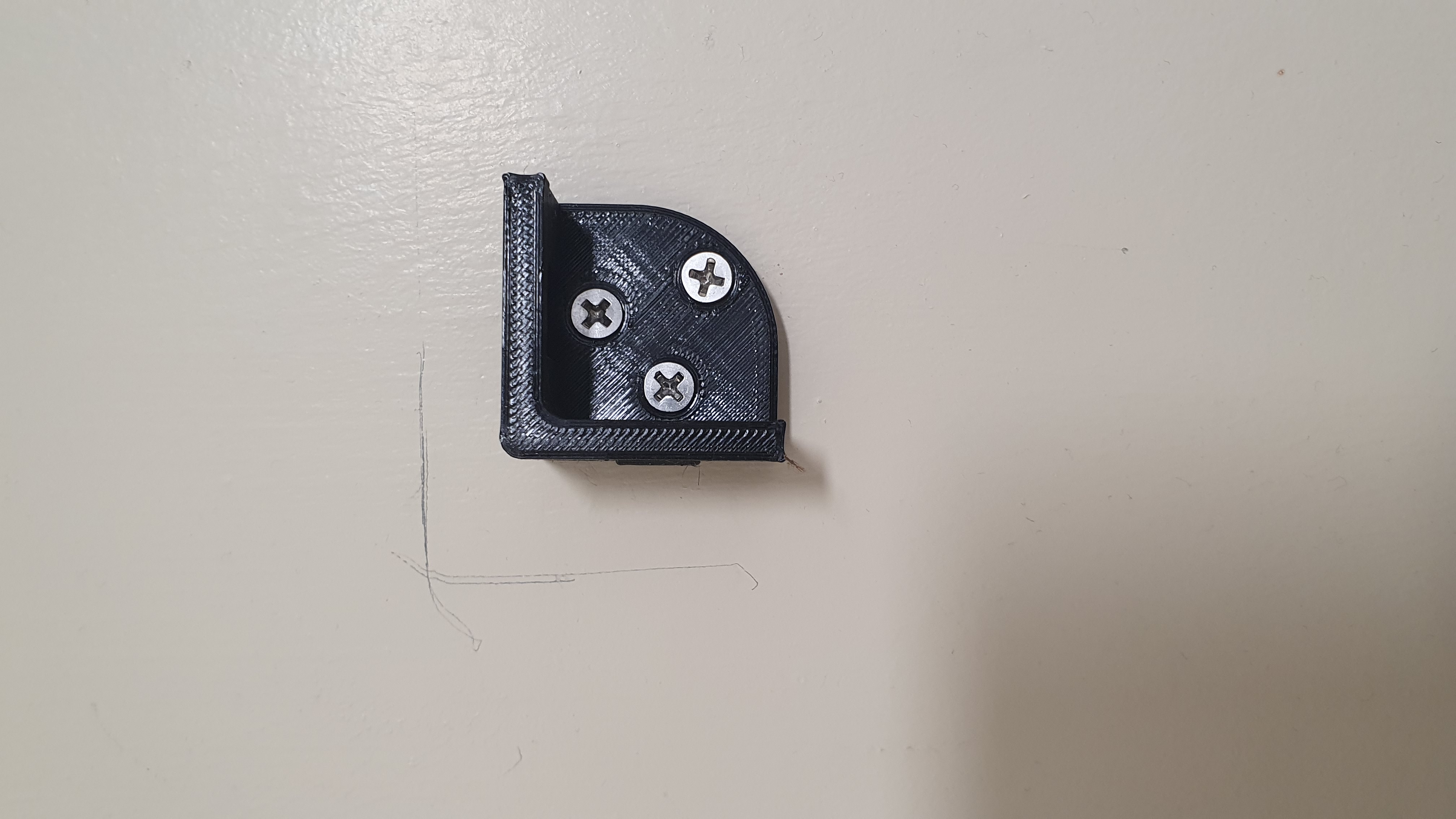 Hidden wall Bracket for Box Pictures by MarlyWong | Download free STL ...