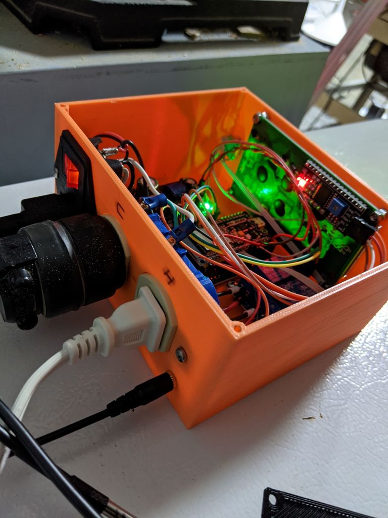 BrewPiLess enclosure with encoder and duplex outlet by RB3 | Download ...