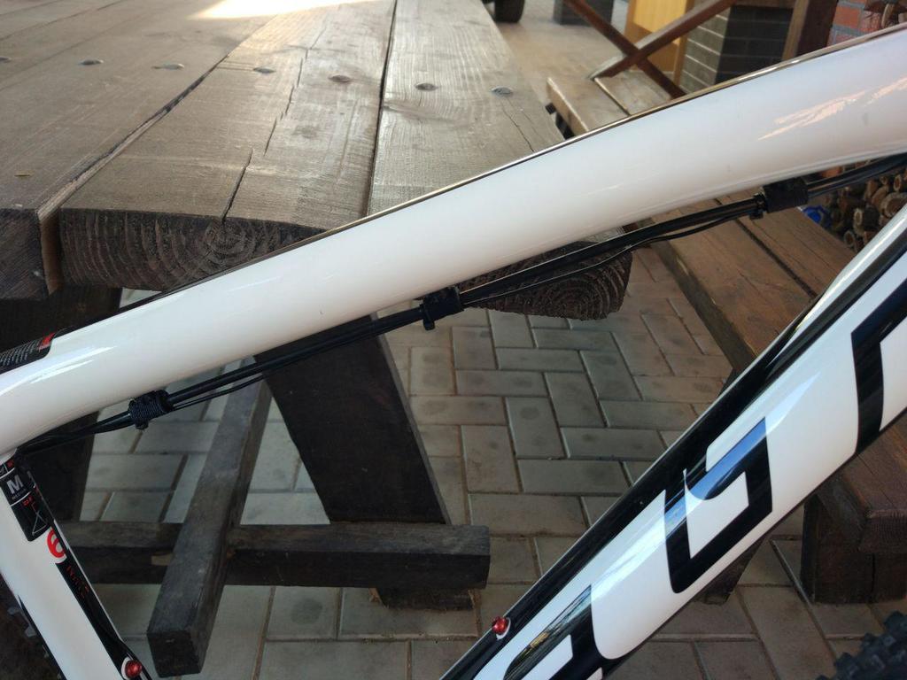 Bike brake tube clamp / cable holder by Tooth3D | Download free STL ...
