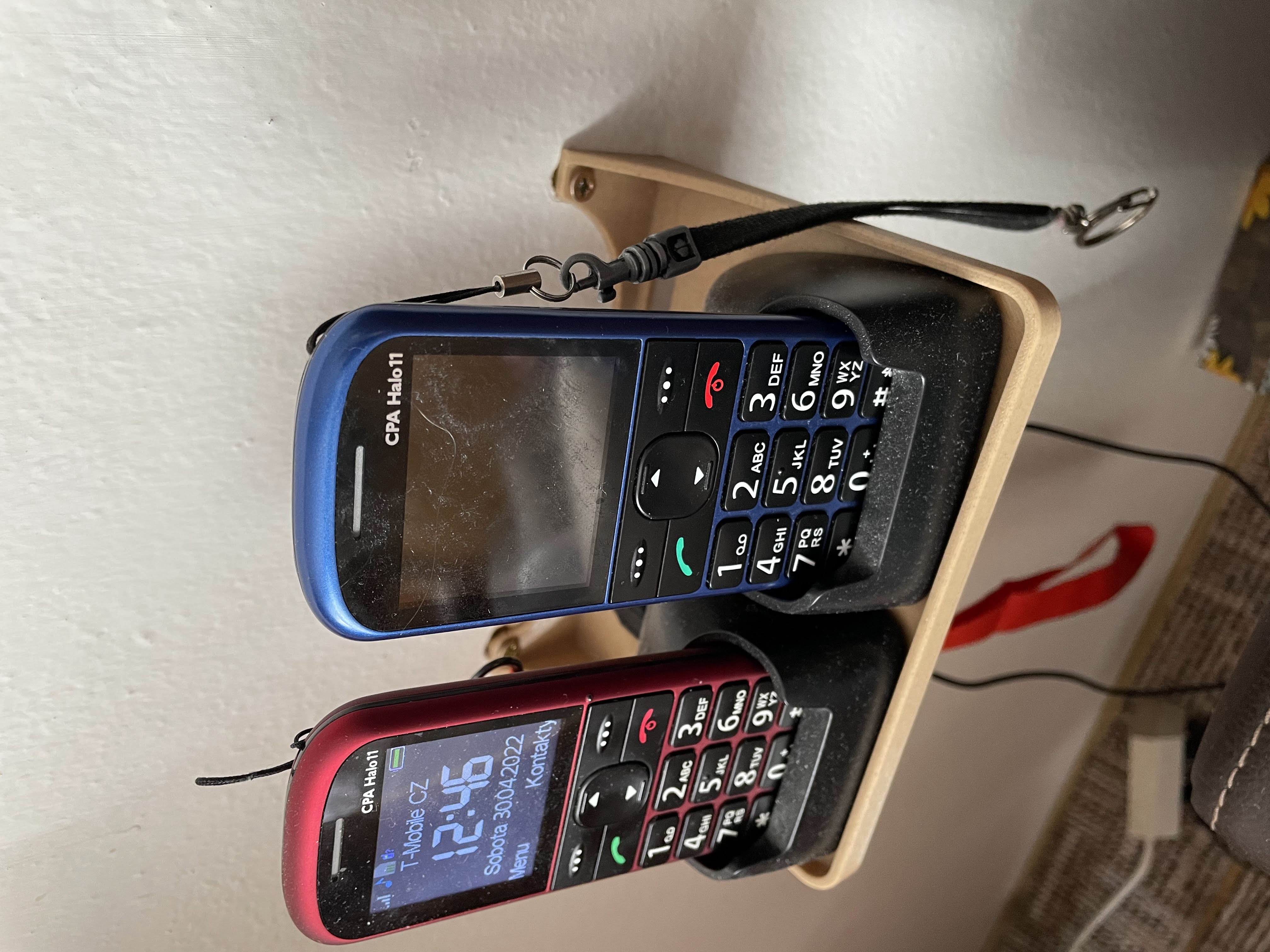 cell phone shelf by Javar | Download free STL model | Printables.com