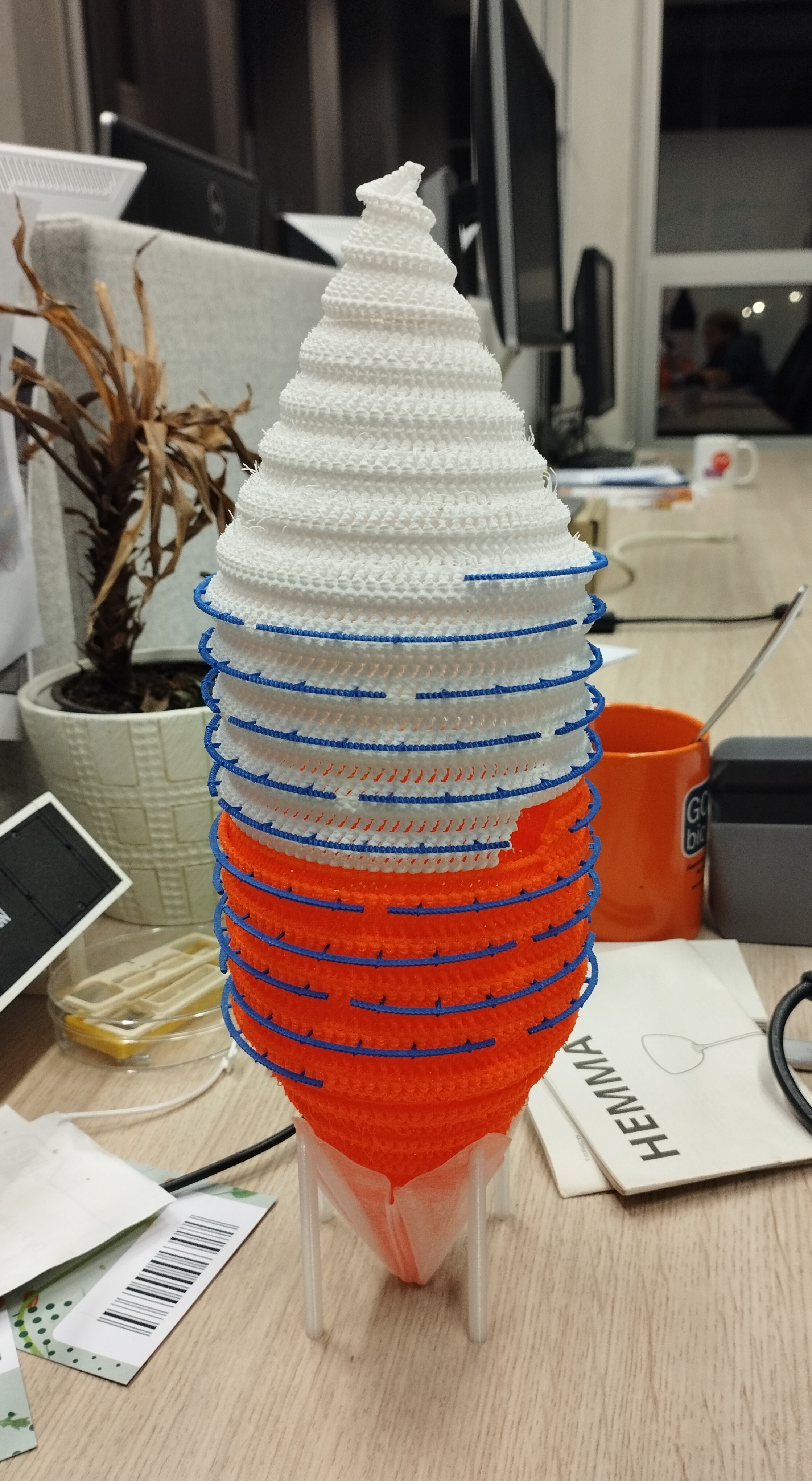 Gas vesicle protein assembly / scale 1:5,000,000 / from B.megaterium by ...