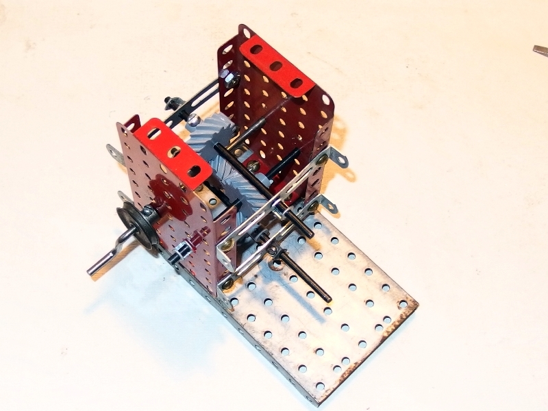 Gilbert Erector Helical Gear by Cal LF | Download free STL model ...