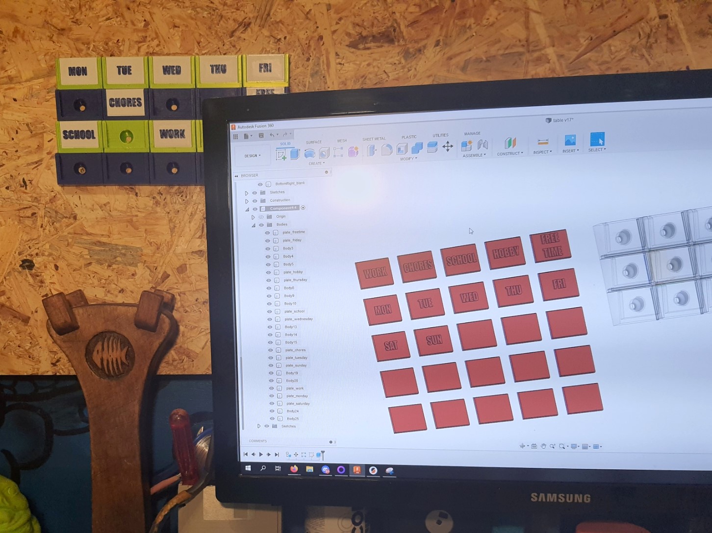 Modular hangigng table (timetable,organizer, slots and plates) by ...