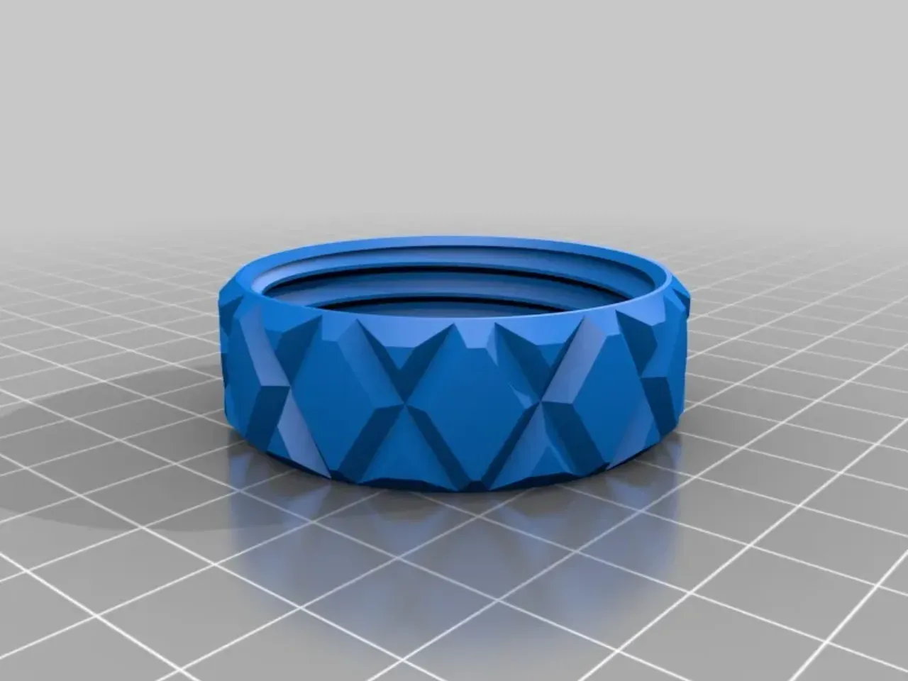 Round Threaded Box Take II by Jorg | Download free STL model ...