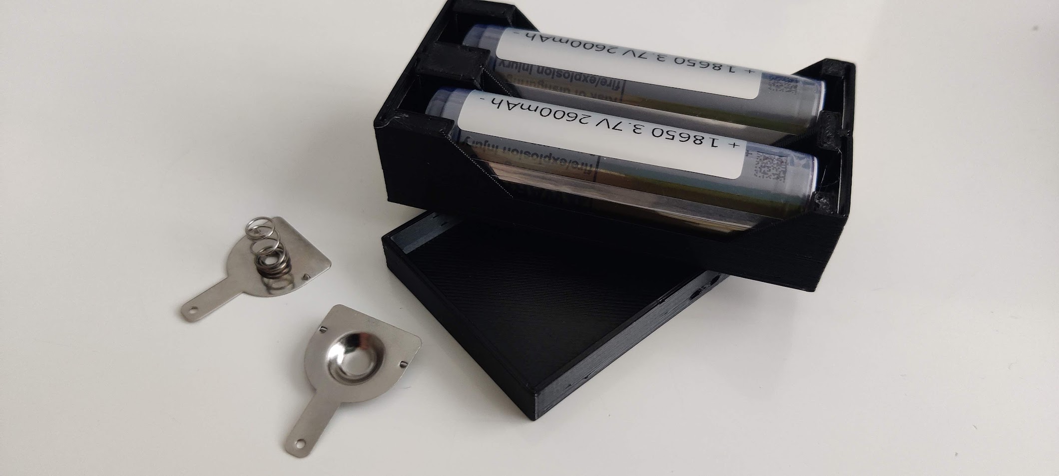 18650 / 18700 Protected Cell - Dual Battery Holder / Tray by czrtst ...