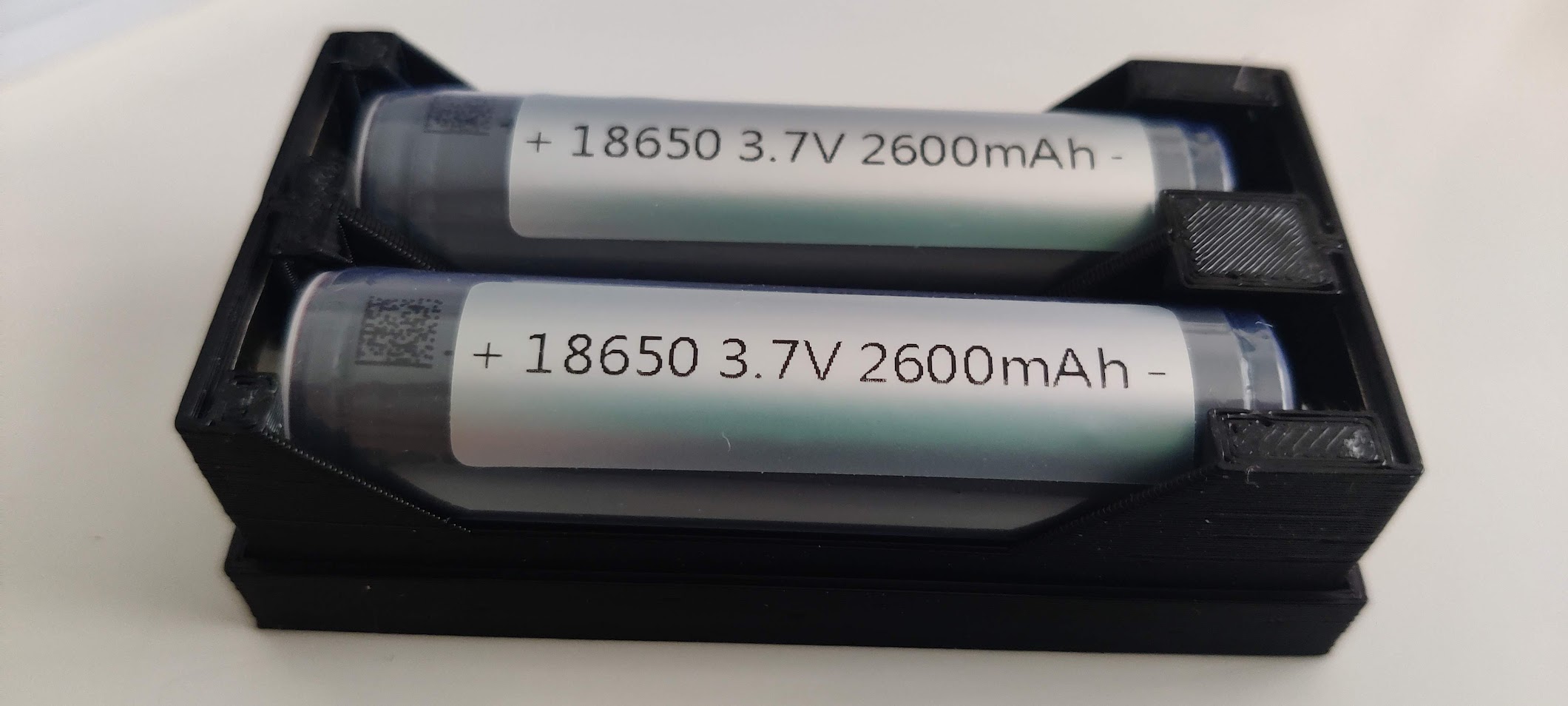 18650 / 18700 Protected Cell - Dual Battery Holder / Tray par czrtst ...