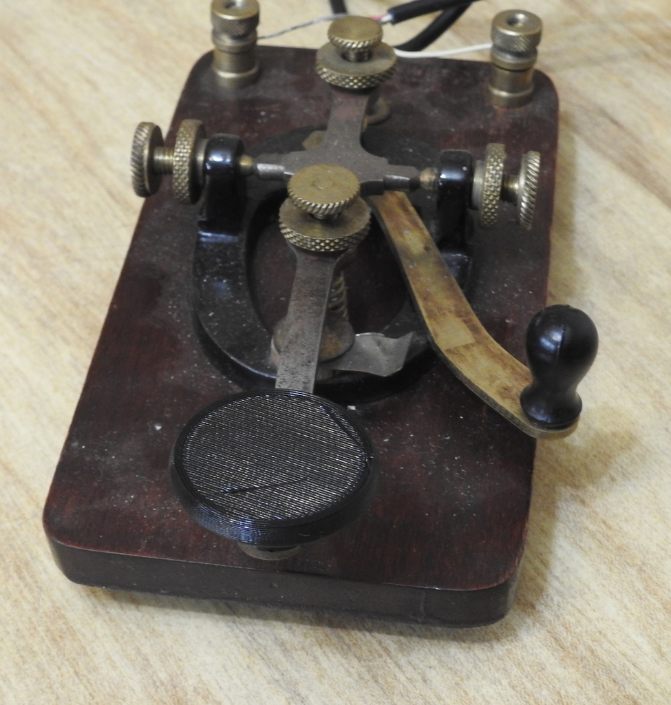 J38 key replacement knob by KB9RLW | Download free STL model ...