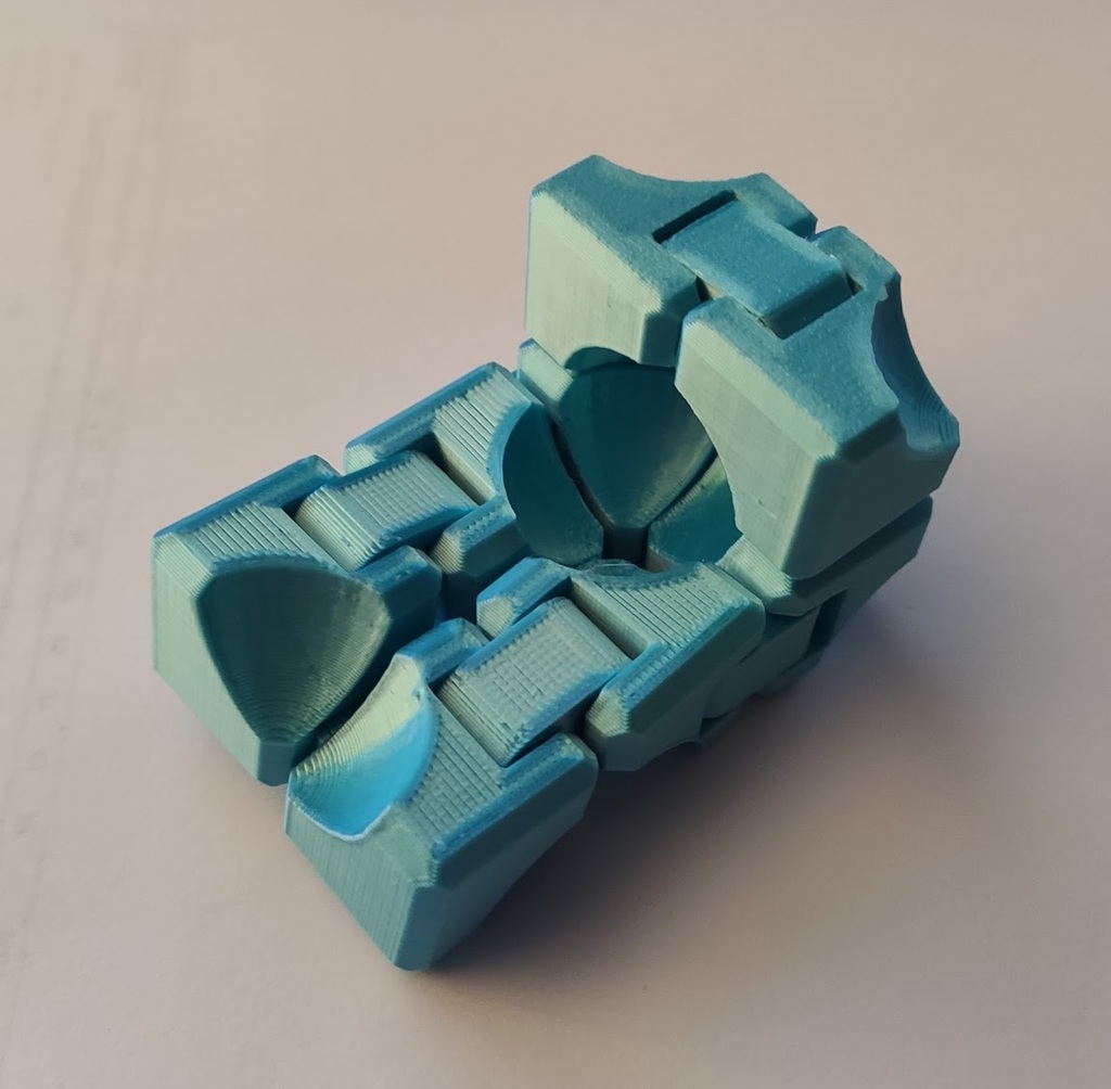 infinity cube fidget with ball inside by WillyCi | Download free STL ...