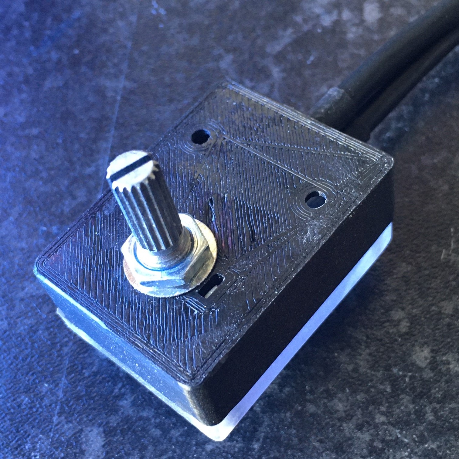 Volume control box [mini] with lid by JamesR5D4 | Download free STL ...