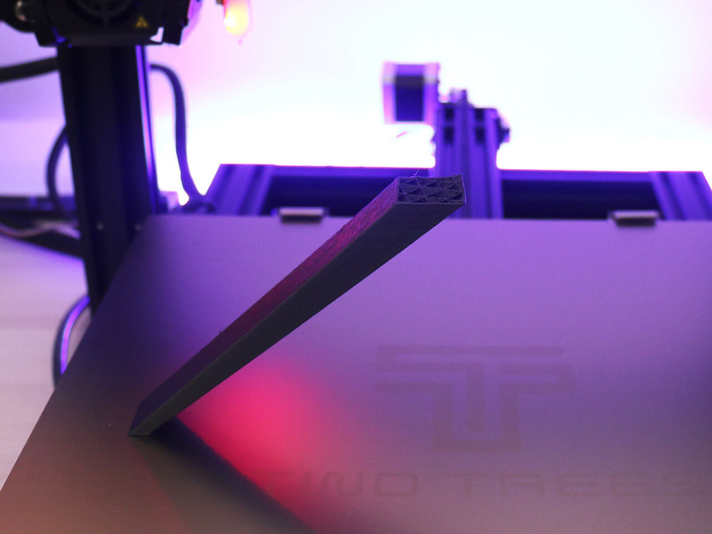 Bed adhesion benchmark test print by KaminoKGY | Download free STL ...