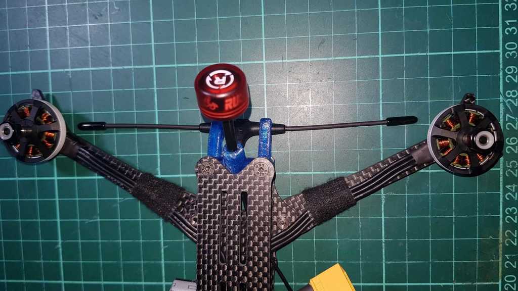 FPV Cycle Fouride CRSF VTX Antenna Mount by Goz72 | Download free STL ...