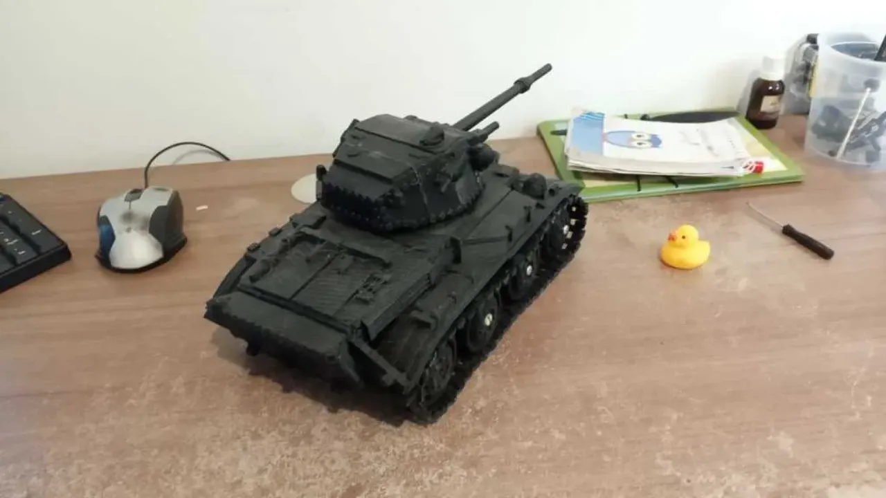 RC Light tank Mk. VII Tetrarch 1/20 scale model base split for small ...
