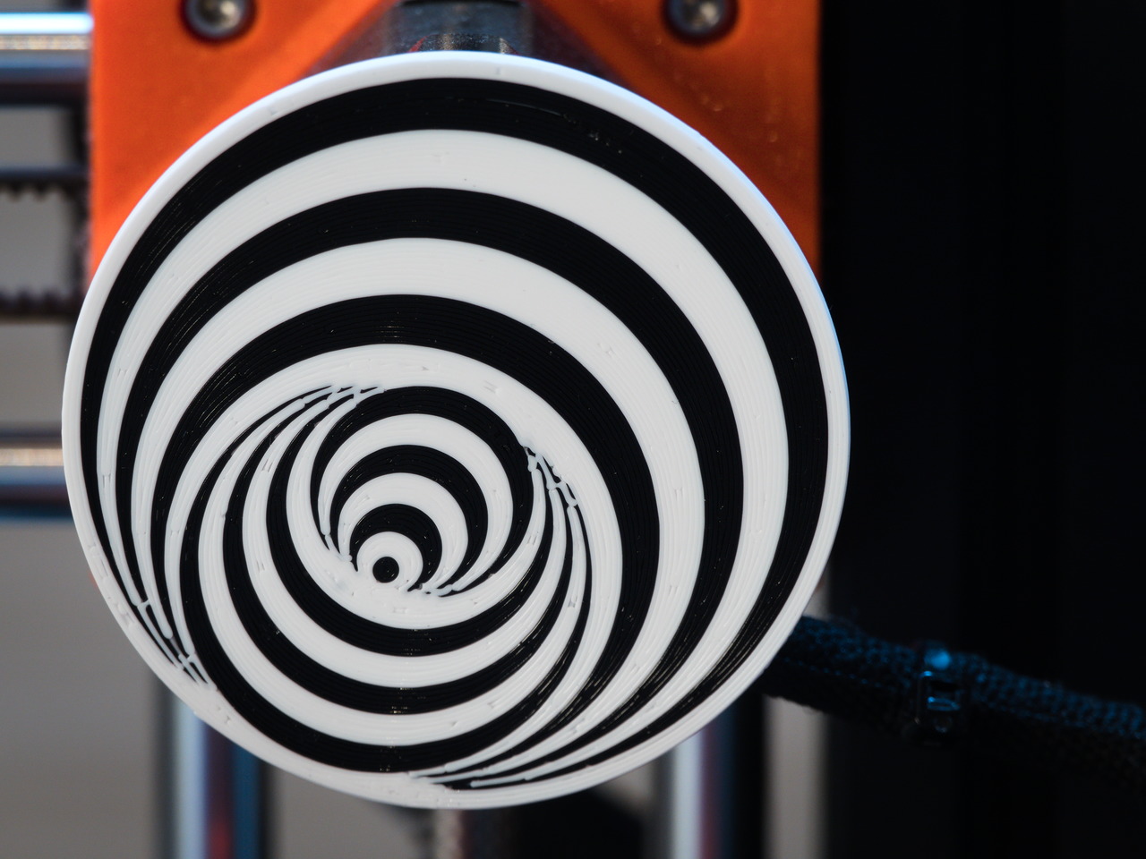 Motor Visualizer with 3D Optical Illusion by Svw | Download free STL ...