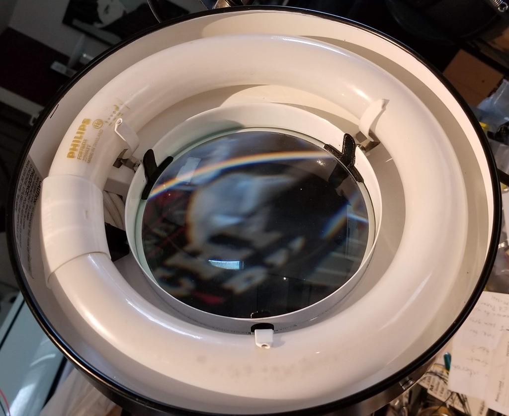 Magnifier-Lamp Lens Retainers by tonyno | Download free STL model ...