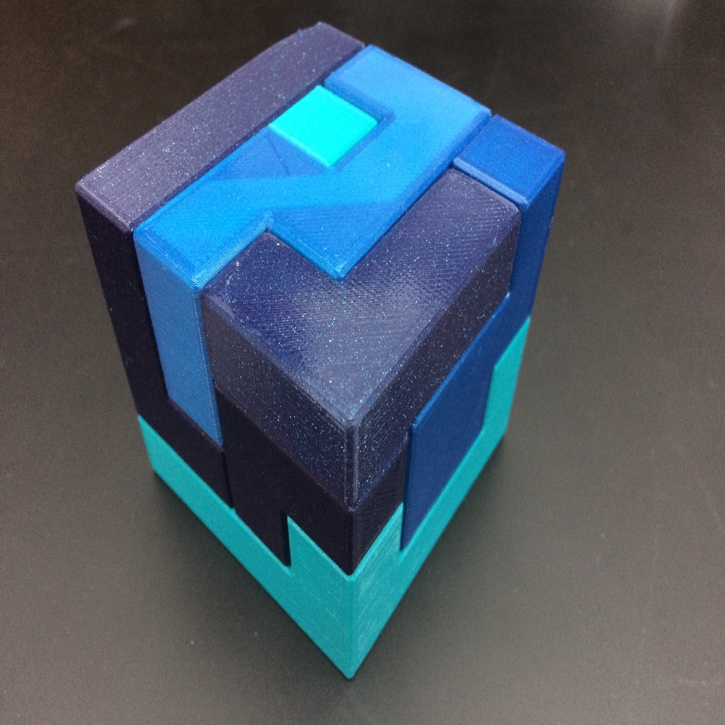Puzzlecad version of dgontier’s Interlocking Puzzle Cube #2 by richgain ...