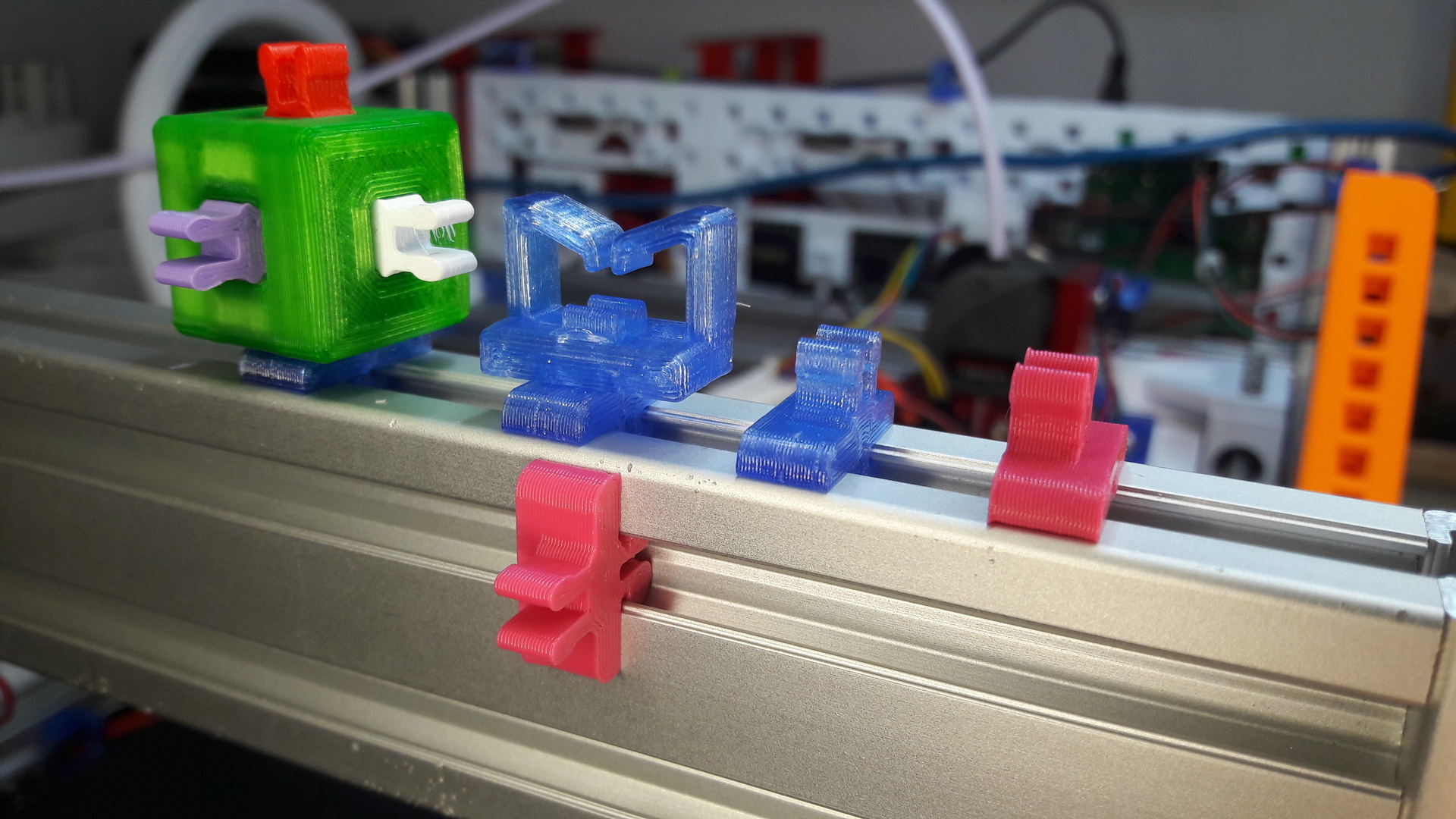 MakerGrid Clip for Aluminum Extrusion T-Slot 20x20 Clips by Weird ...