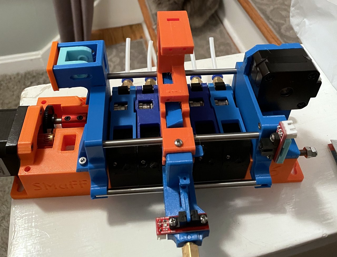 SMuFF V6 - Smart Multi Filament Feeder with Bondtech Gears da Technik Gegg | Scarica il modello ...