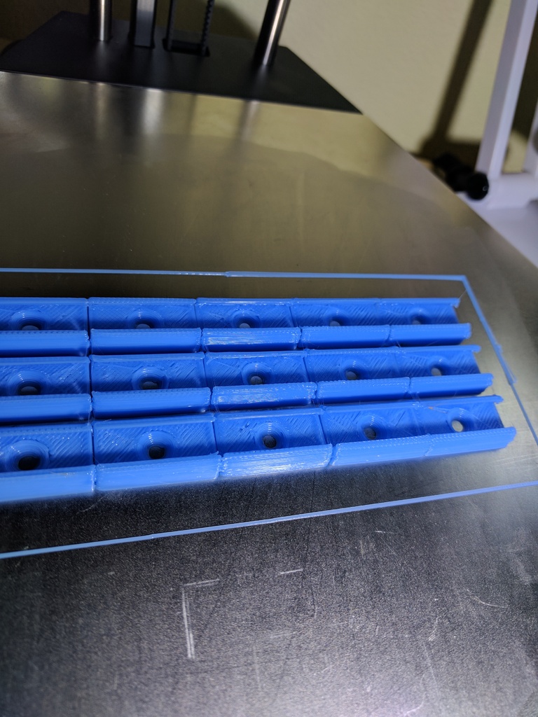 Flexible LED Strip Clip by tiz.io | Download free STL model ...