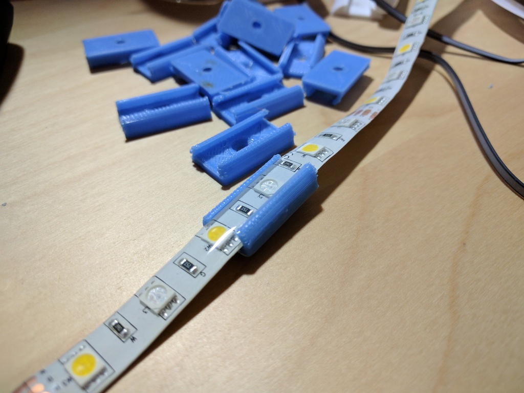 Flexible LED Strip Clip by tiz.io | Download free STL model ...
