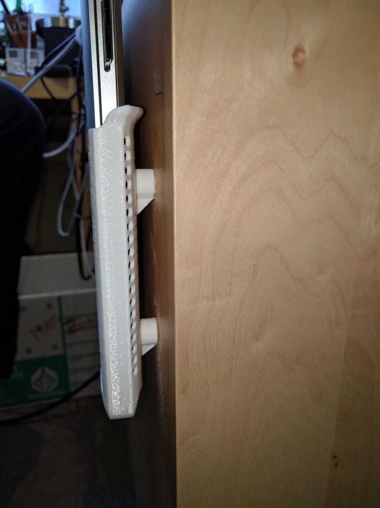 Macbook Pro Wall Mount Rails (2013-2018 models) by tiz.io | Download ...