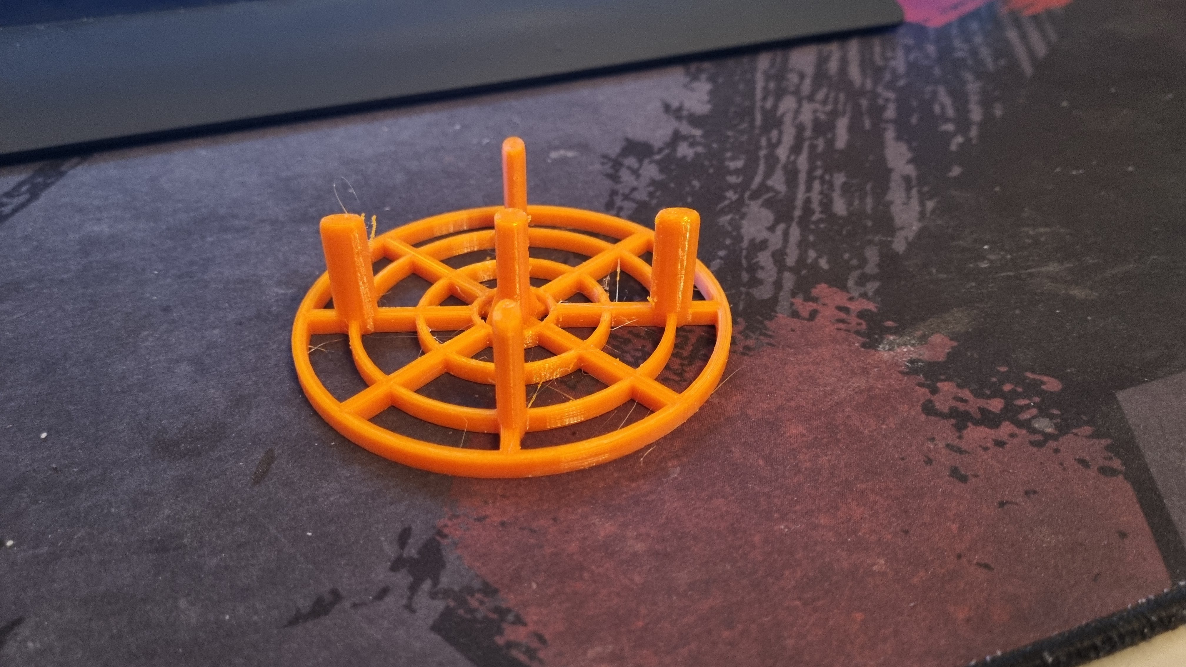 Plant Pot Raiser - No Supports by Zkaza | Download free STL model ...