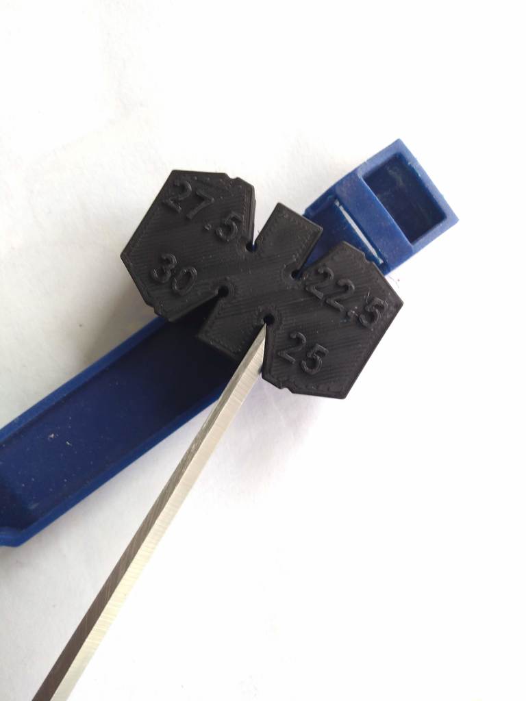 Blade sharpening angle template by Loosiu | Download free STL model ...