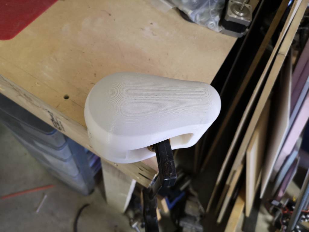 Anvil for shaping Foam Armour Cosplay by Dread Maker Roberts | Download ...