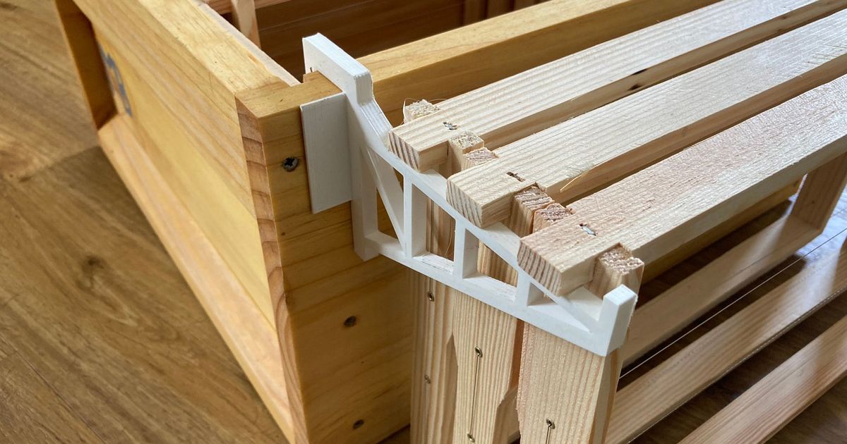 Bee Frame Holder for Liebig by KnobY | Download free STL model ...