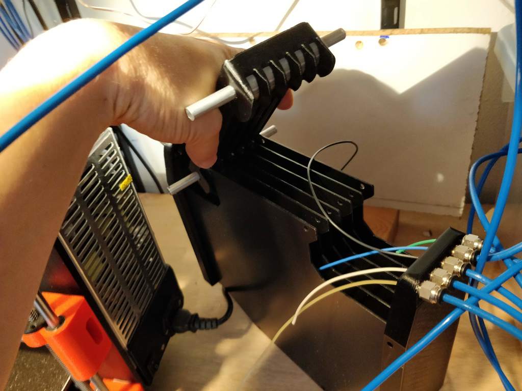 MMU Filament Buffer from MMU2S parts. da AbeFM | Scarica il modello STL ...