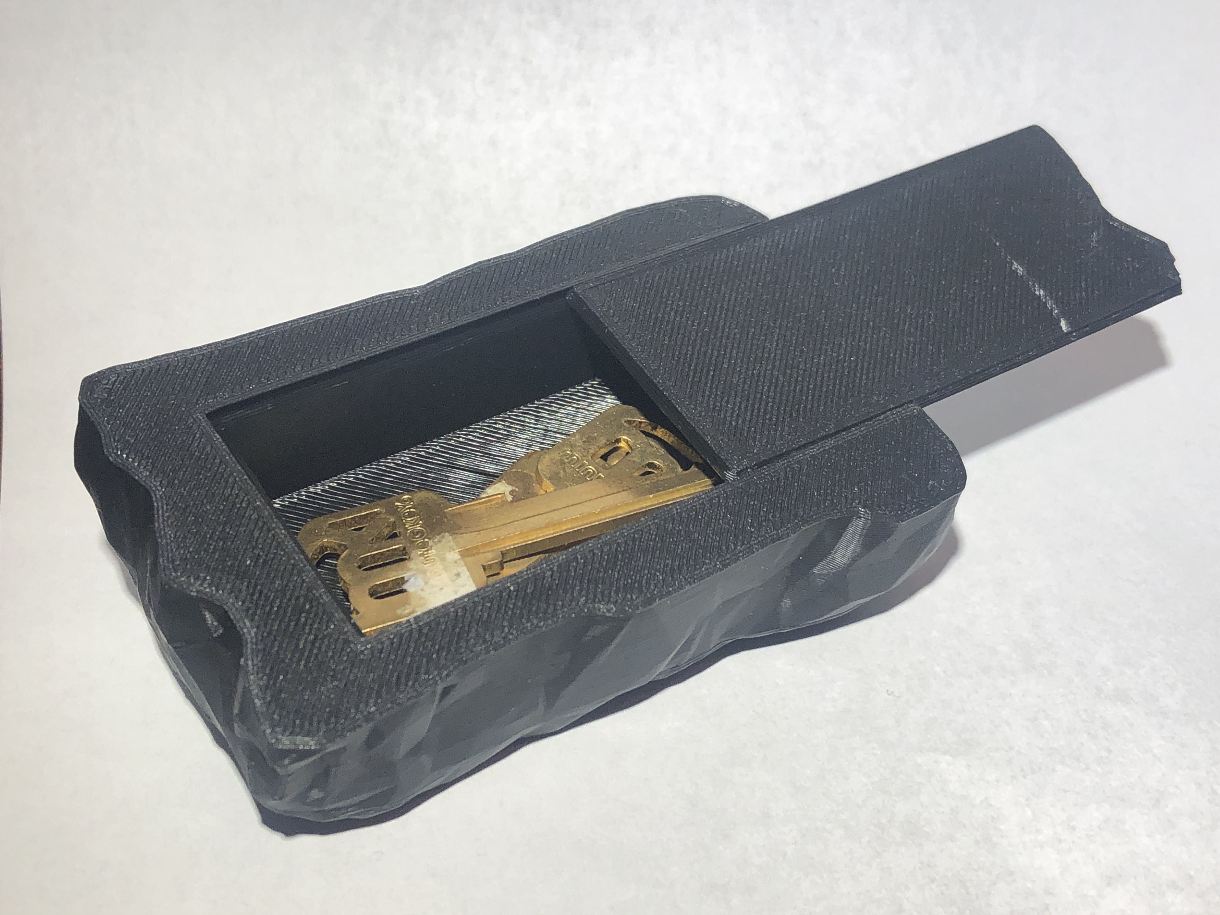 Fake Rock Safe par Jeremy3llis | Téléchargez gratuitement un modèle STL ...