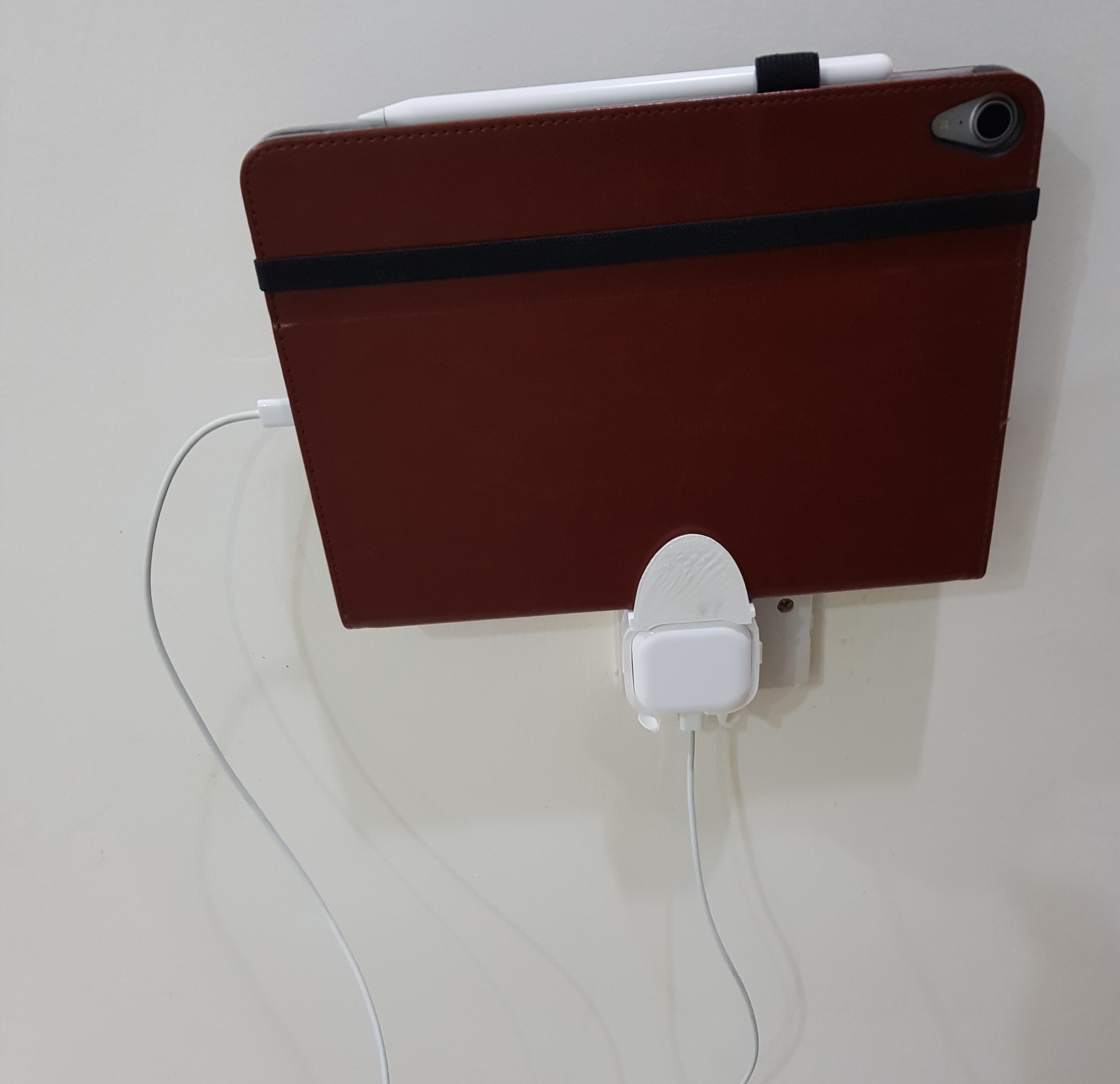 iPad wall charger stand by Bader | Download free STL model | Printables.com