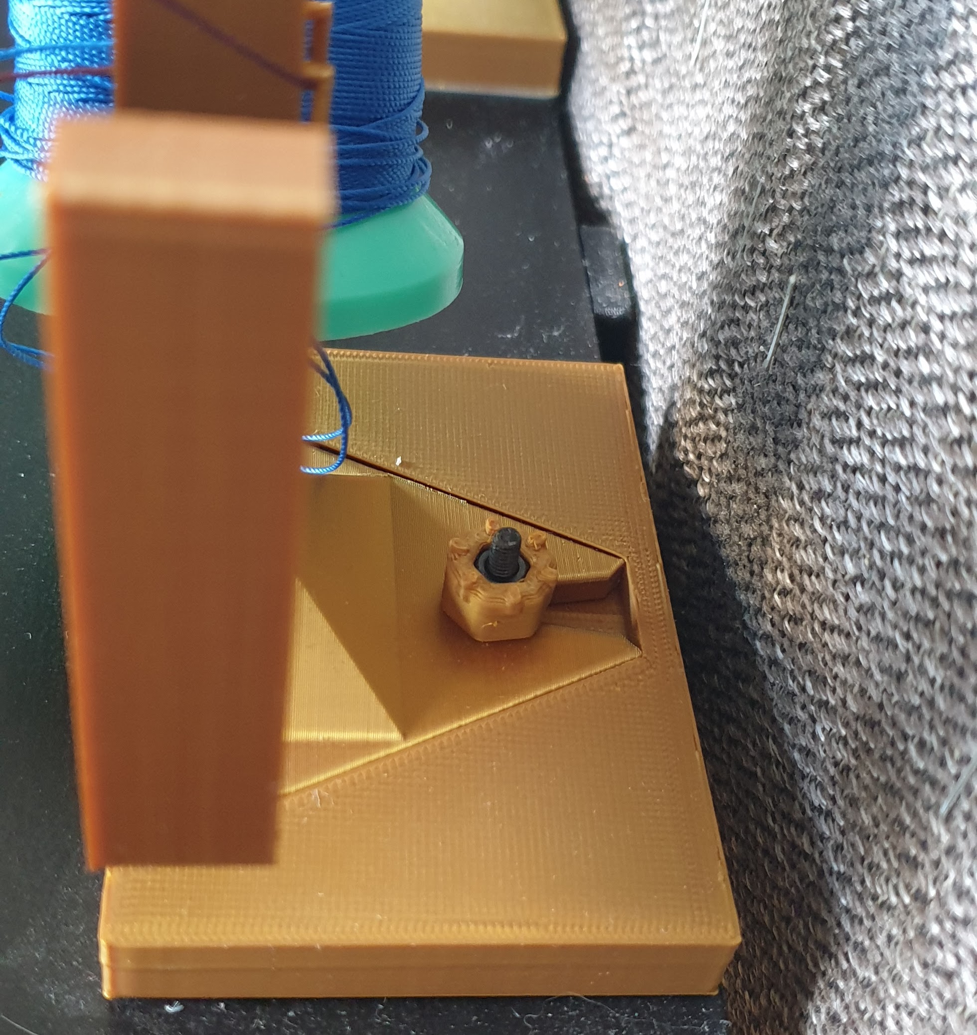 Thread holder by Danimal91 | Download free STL model | Printables.com