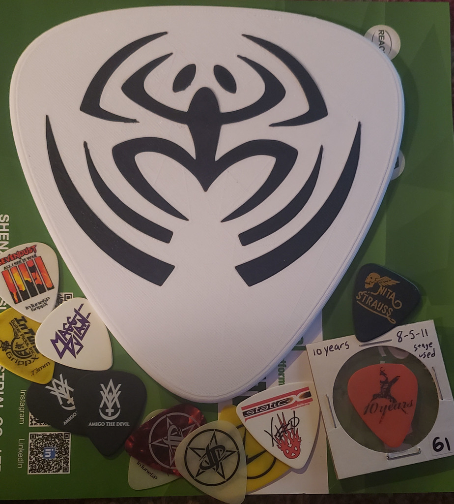 Nonpoint Jumbo Pick by That1awesomeguy | Download free STL model ...