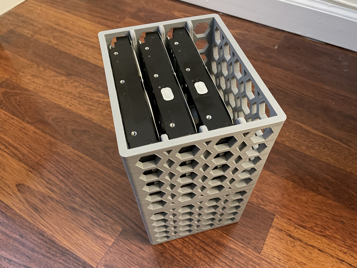 Stackable hard drive storage by Enigma | Download free STL model ...
