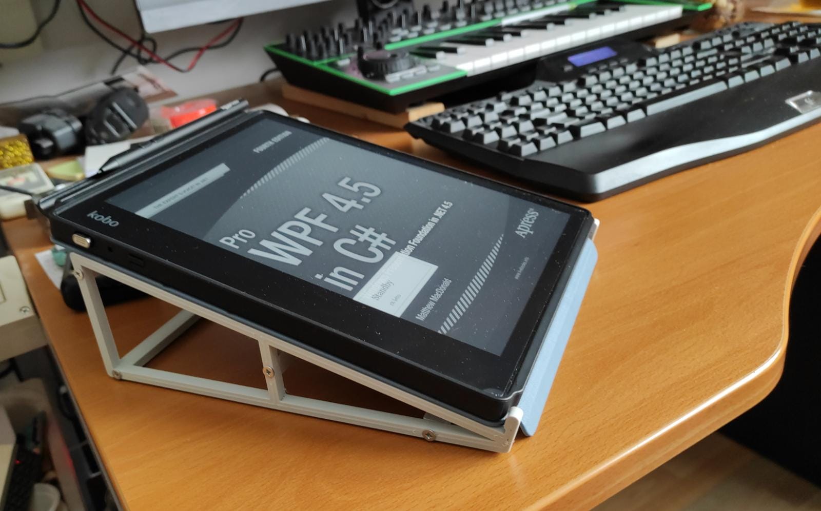 Kobo Elipsa desktop stand by Axeman | Download free STL model ...