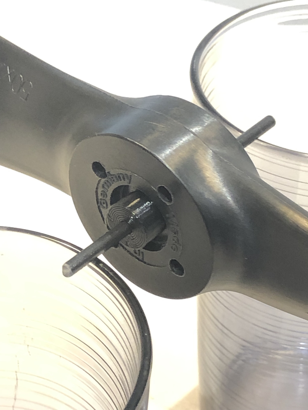 Propeller balancer / Equilibreur hélice by Pierre | Download free STL ...