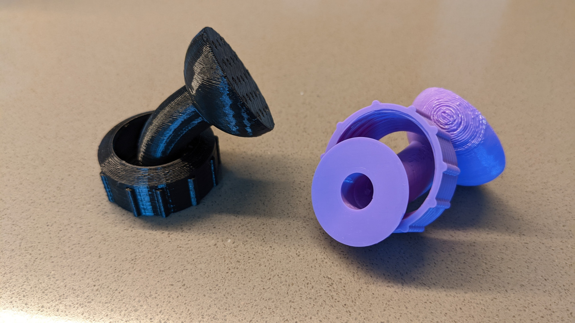 Watering bottle cap par agners | Téléchargez gratuitement un modèle STL ...